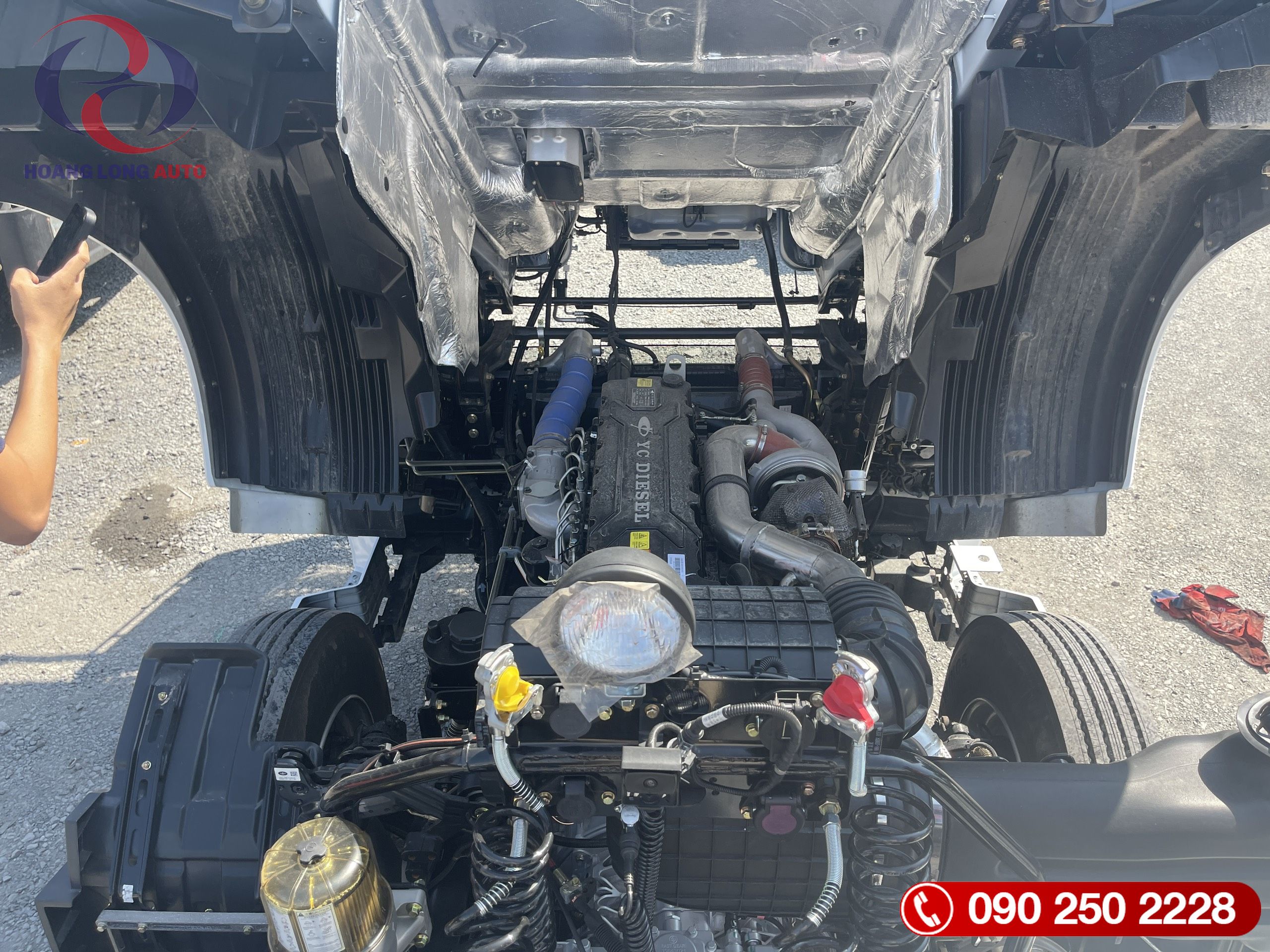 Xe Đầu Kéo Faw 2 Cầu Động Cơ Yuchai 460HP Cầu Láp